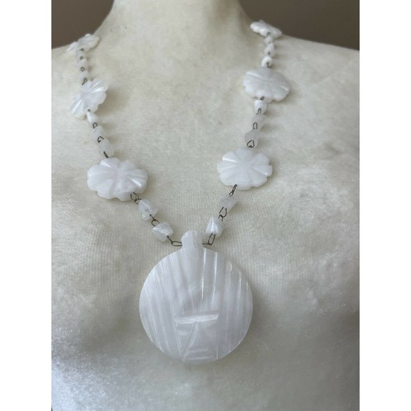 Unbranded | Jewelry | Vintage Carved Alabaster Pendant Necklace Aztec ...